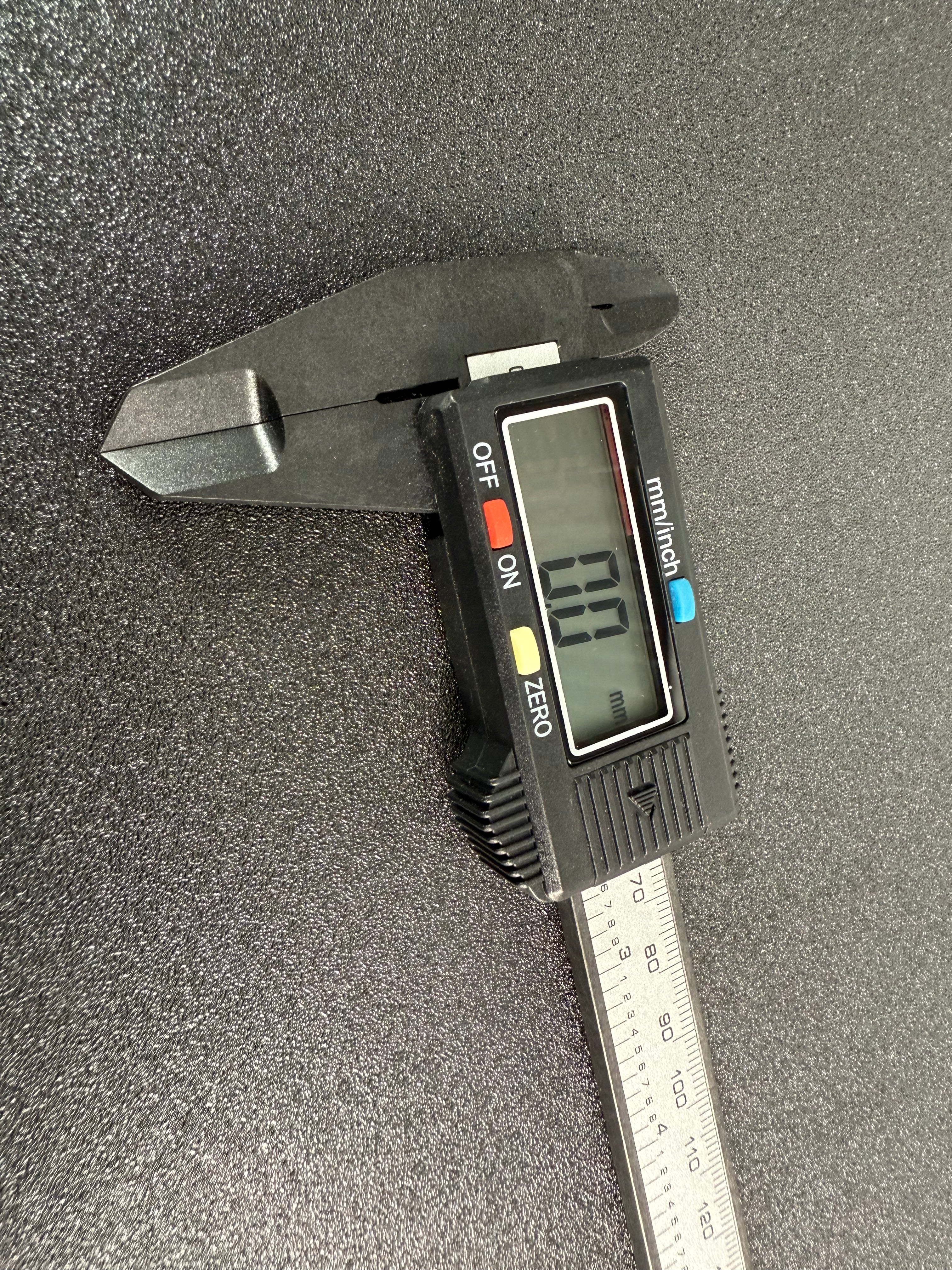 Electronic Digital Caliper with Large LCD Screen (Black) – Fabreeko